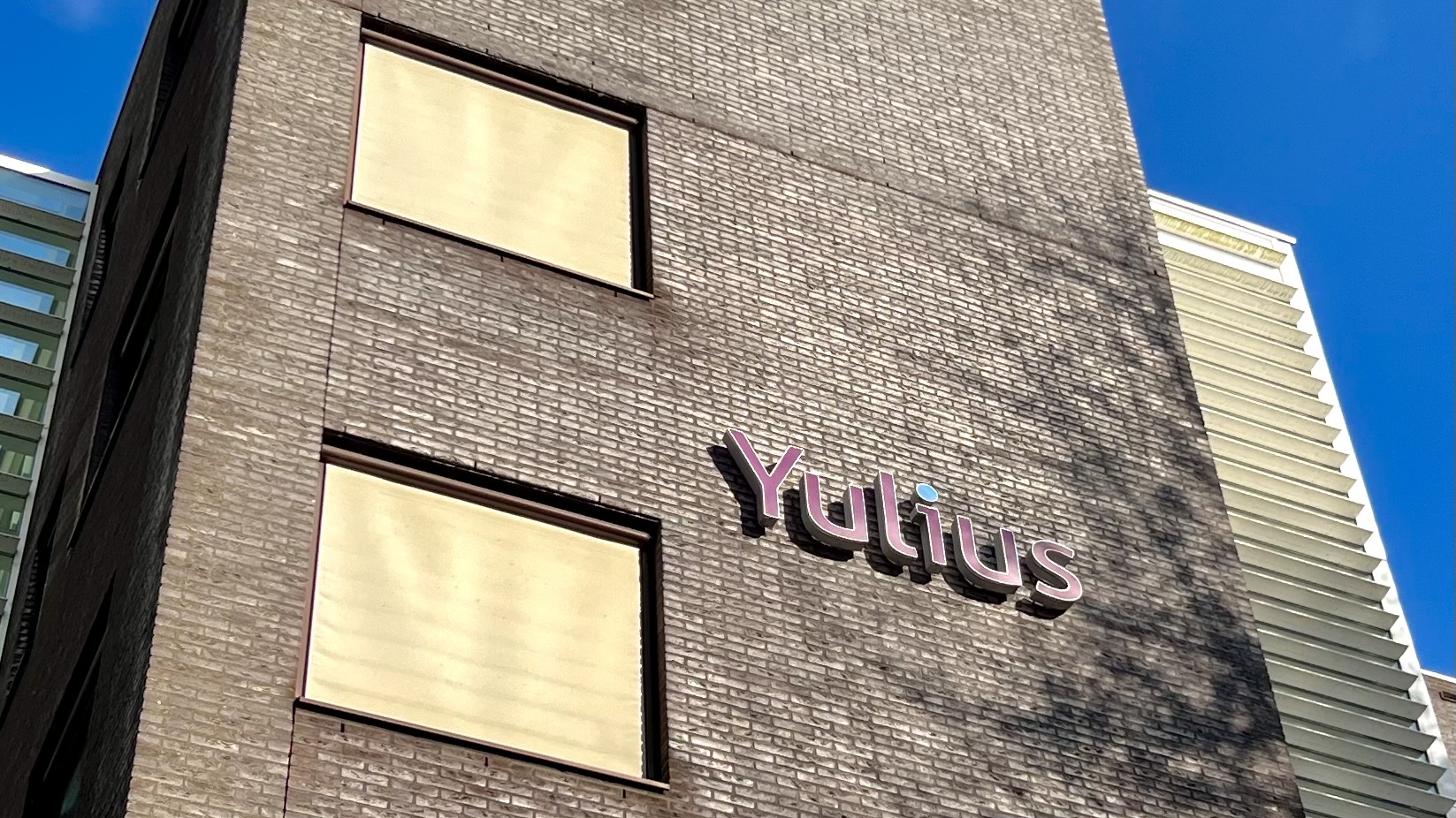 Yulius benoemt Wishal Sewbalak als lid Raad van Bestuur - Yulius
